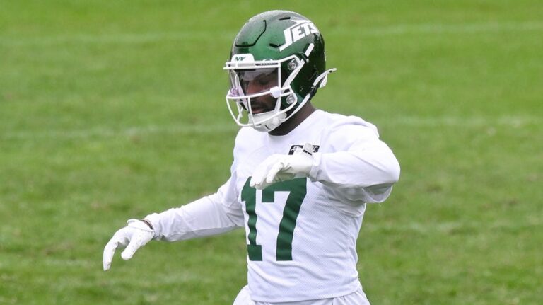 Who is Kris Boyd? What to know about the Jets player reportedly wounded ...